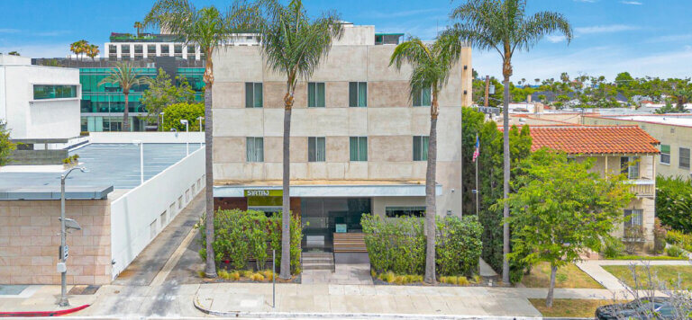 Beverly Hills' Sirtaj Hotel sold - hotelbusiness.com